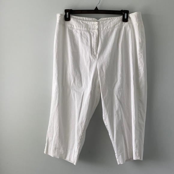 Cato | Pants & Jumpsuits | Cato White Capri Pant | Poshmark